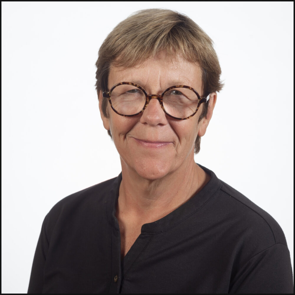 Sue Nelson features on the Julia George Show on BBC Radio Kent ...