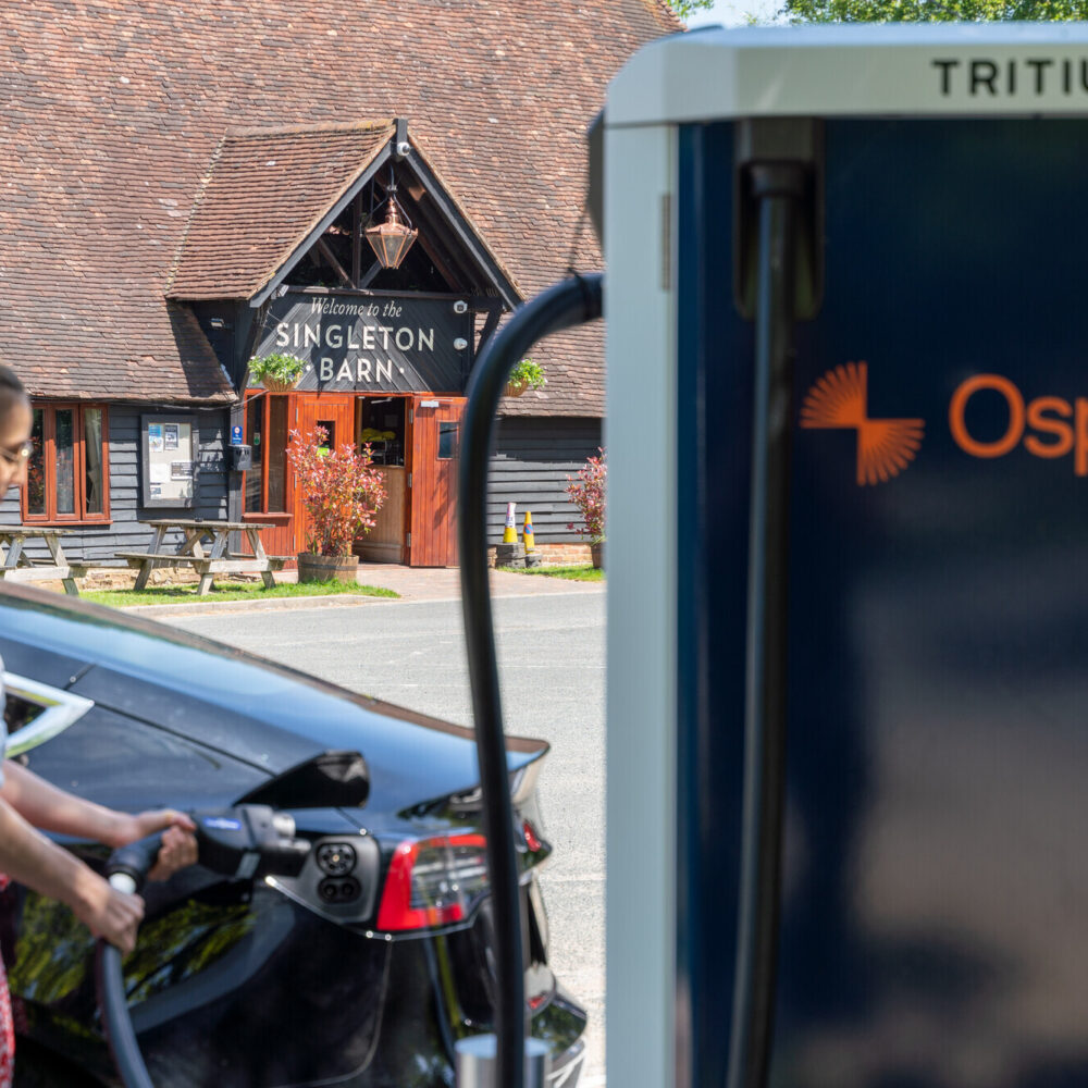 Shepherd Neame puts more pubs on the map with Electric Car Rapid ...